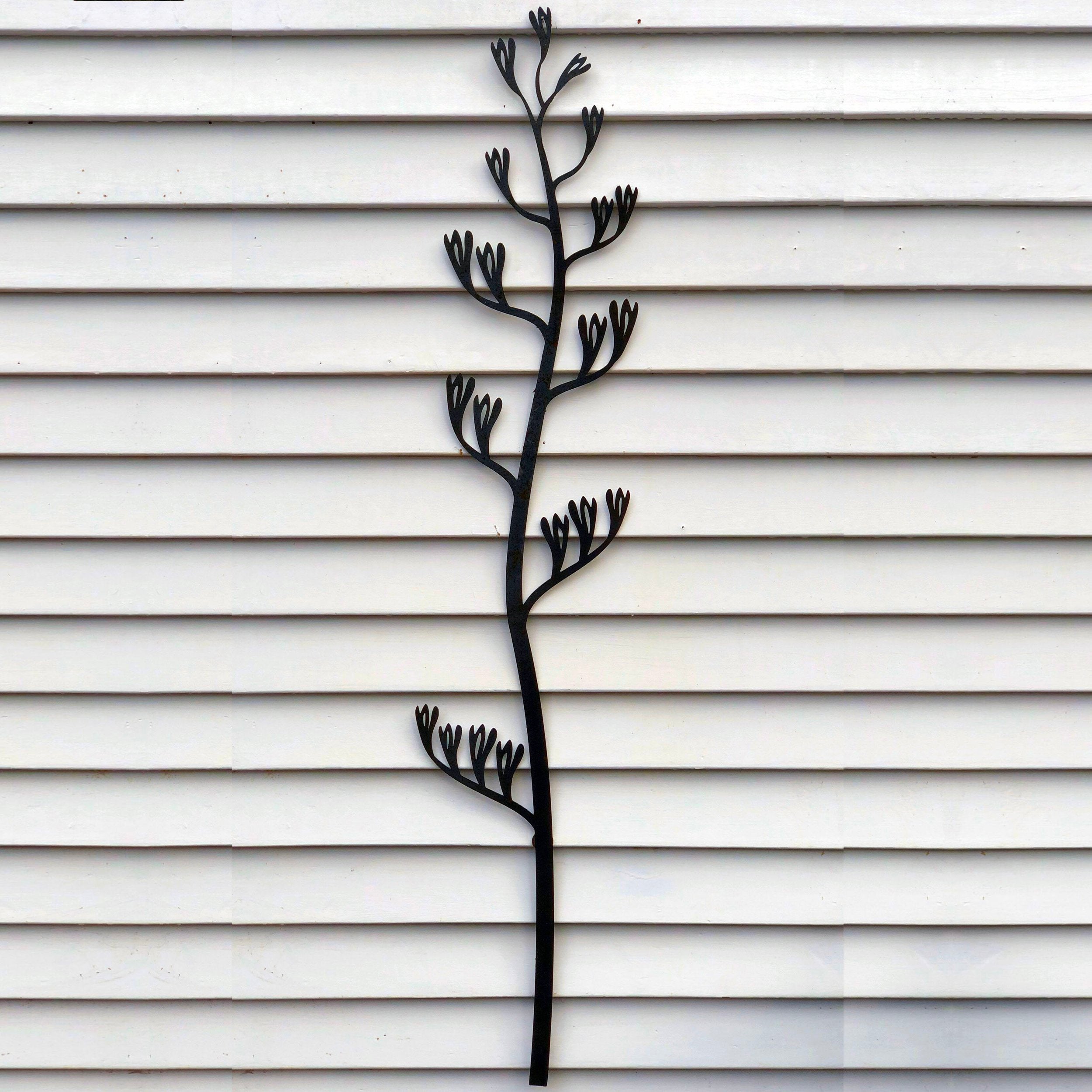 Harakeke Flax Pod Sculpture – Cor-Ten Steel Garden Art